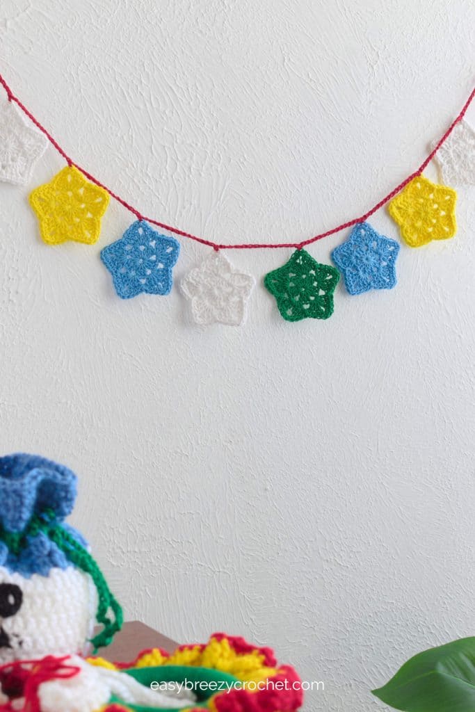 Simple Star Garland Crochet Pattern | Easy Breezy Crochet