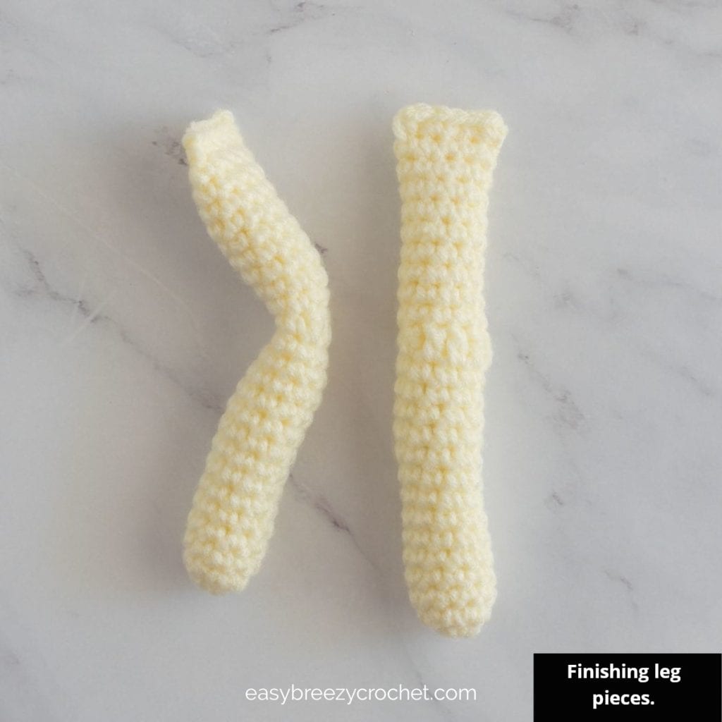 Free Sitting Crochet Angel Pattern (Angelica) | Easy Breezy Crochet
