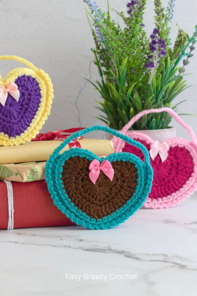 Crochet Heart Bag | Easy Breezy Crochet