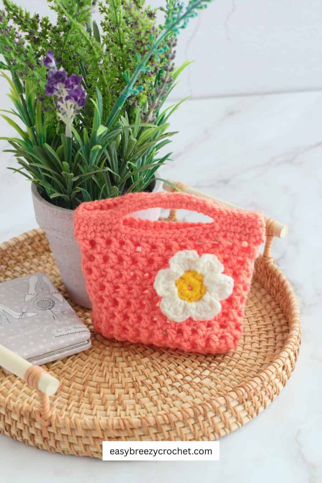 Small Mesh Crochet Gift Bag | Easy Breezy Crochet